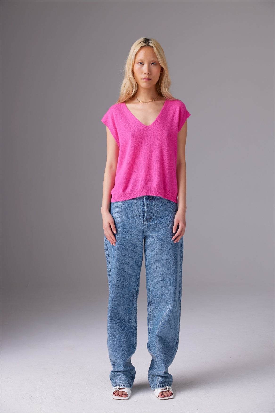 VENUS V TANK | PUNCH – CLIO GOLDBRENNER